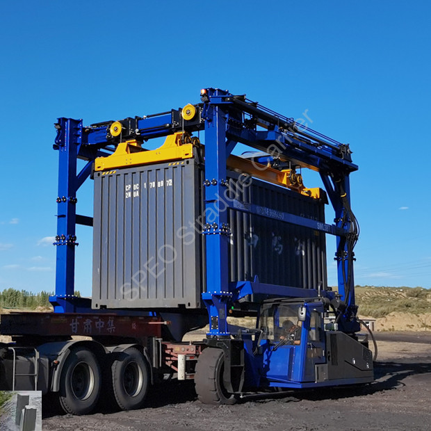 Straddle Carrier 35t