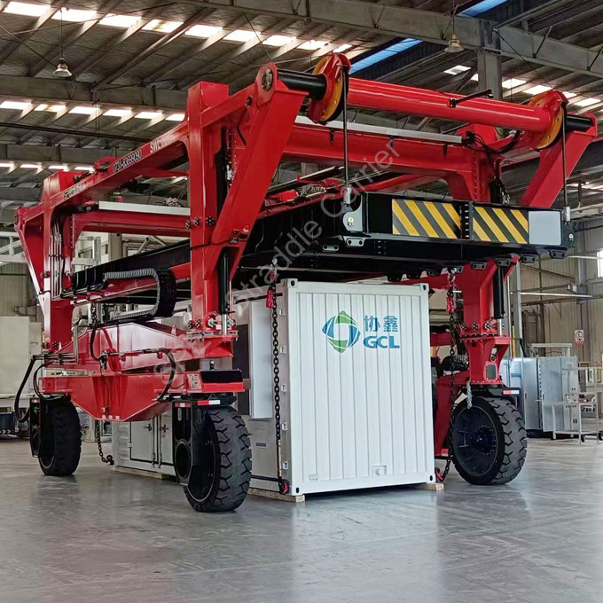 Diesel/Electric Container Straddle Carrier with Advanced Safety Features