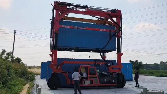 40T Mobile Straddle Carrier Container Crane For Over Height OT Containers