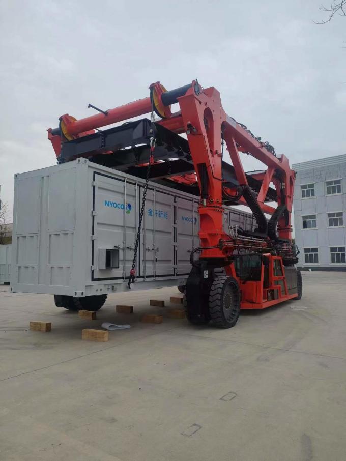 Electric Straddle Carrier Truck 3km/H 7km/H For Oversized Loads